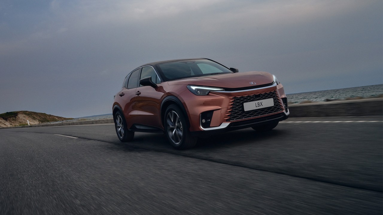 The Lexus LBX Self-Charging Hybrid | Lexus Ireland