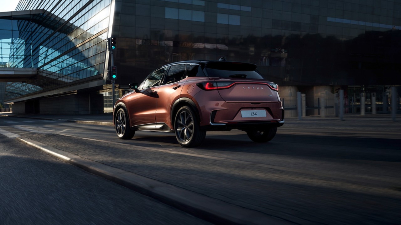 The Lexus LBX Self-Charging Hybrid | Lexus Ireland