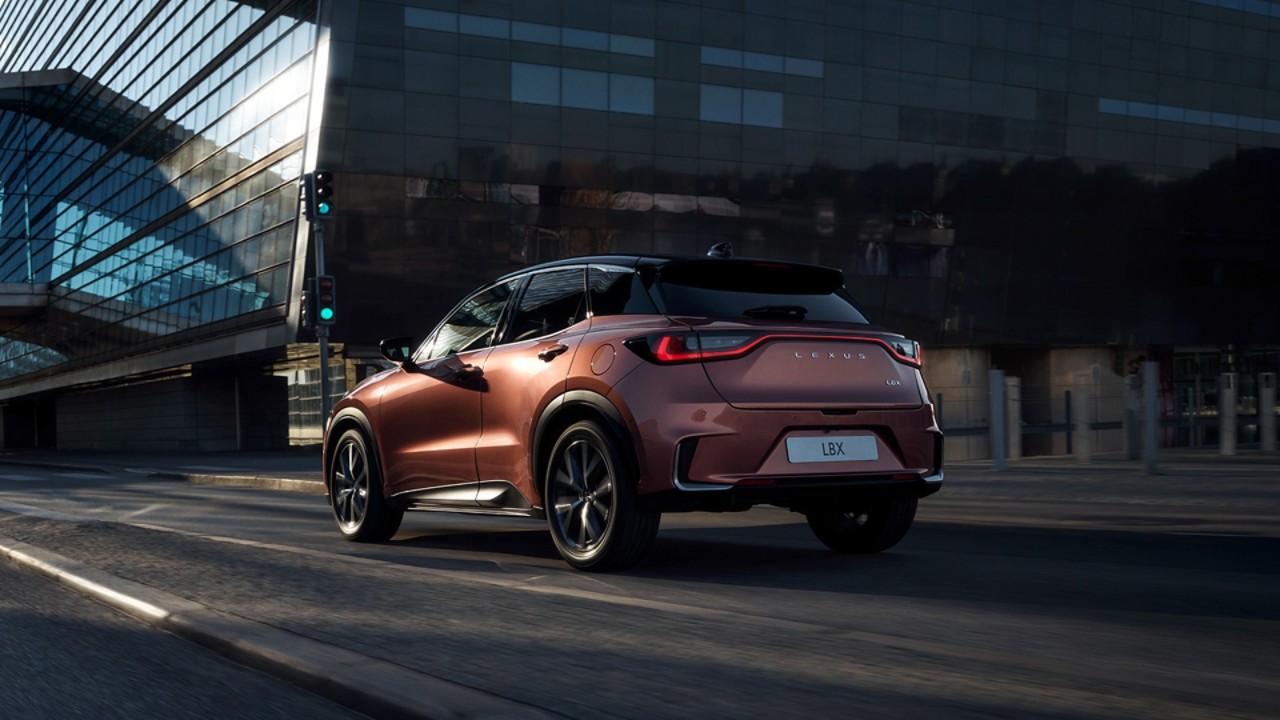 The Lexus LBX Self-Charging Hybrid | Lexus Ireland